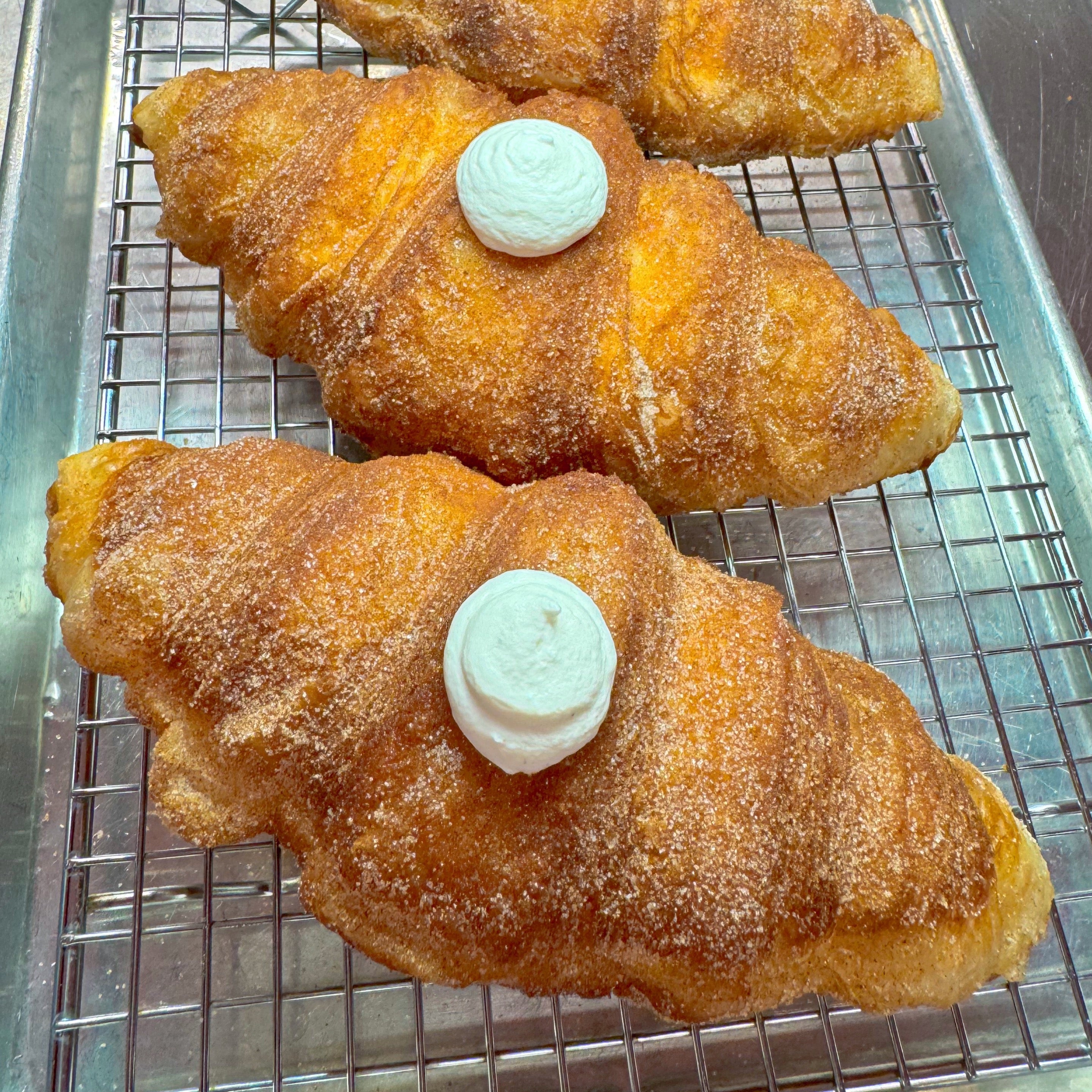 Churro croissant | Champagne Poetry Pâtisserie